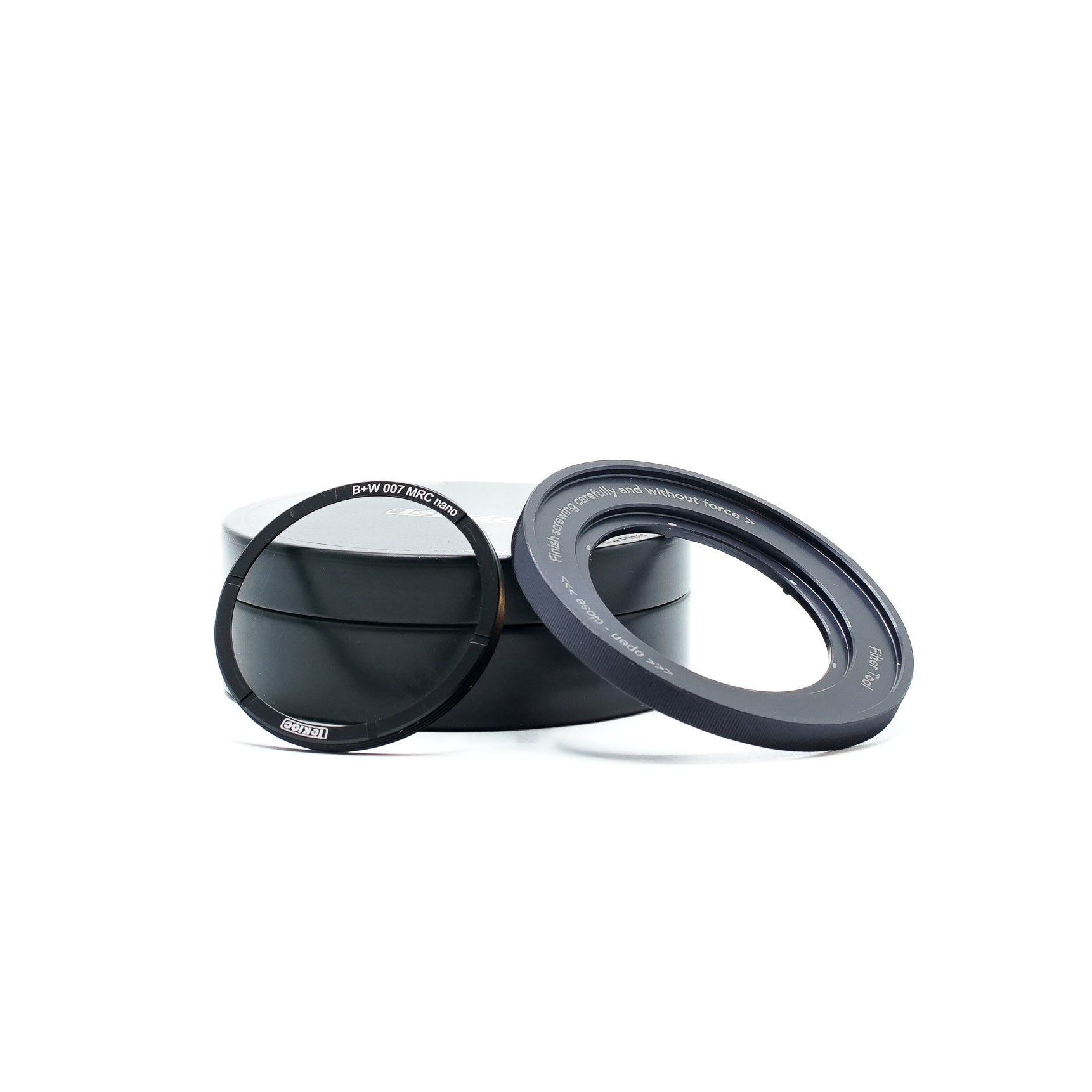 TEKIAC UV FILTER FÜR LEICA Q3 43 MIT MONTAGEHILFE